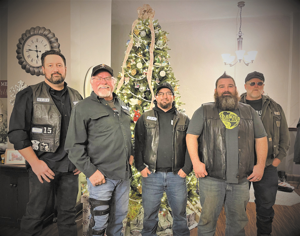 Highland Clan Motorcycle Club donates to Cheer Club | News, Sports ...